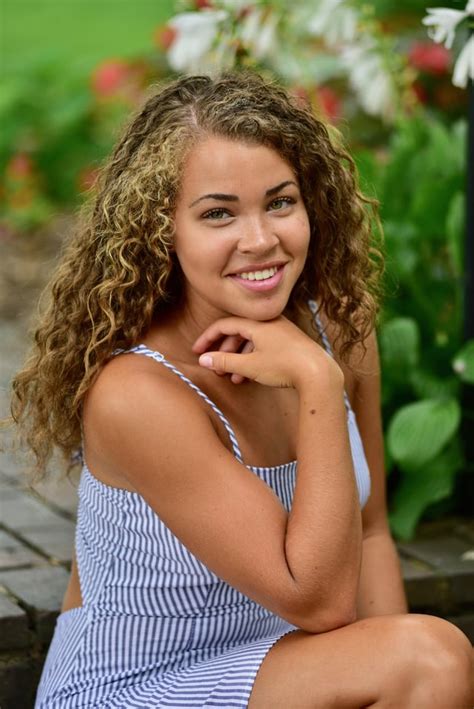 Tan Skin And Blonde Hair Make The Arm And Belly Fuzz Super Noticeable