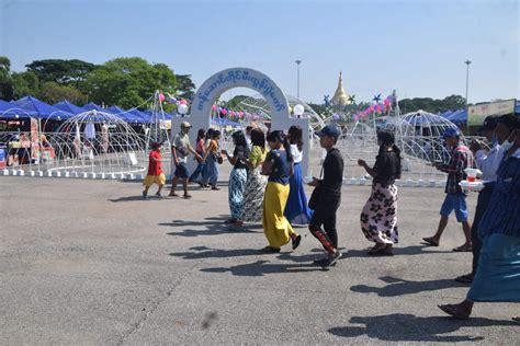 ရန်ကုန်မြို့ရှိ ရွှေတိဂုံစေတီတော်မြတ်ကြီးနှင့် တန်ခိုးကြီးဘုရားများတွင