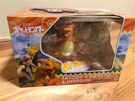Megahouse Gem Pokemon Ash Ketchum And Pikachu And Lizardon Charizard