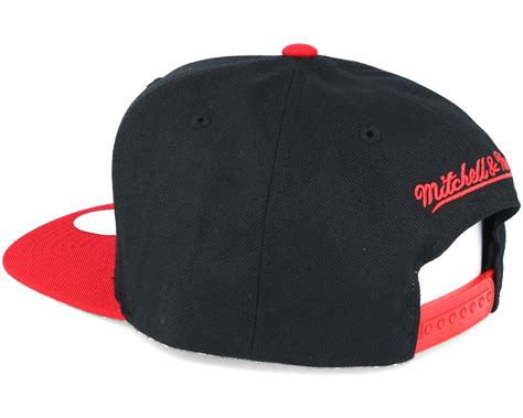 Chicago Bulls Cursive Script Logo Black Snapback Mitchell And Ness Caps