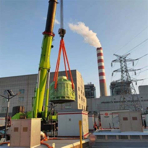 国内首台套完全自主知识产权、世界单体最大磁悬浮飞轮完成吊装 项目 储能 国家