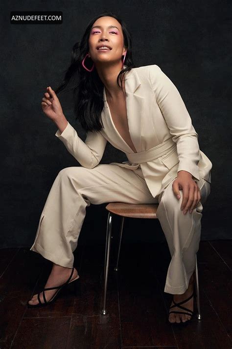 Regina Ting Chen Feet Aznudefeet