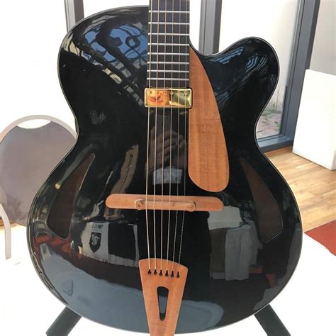 Guitar Stuff — The Beautiful Archtop Built By Linda Manzer And