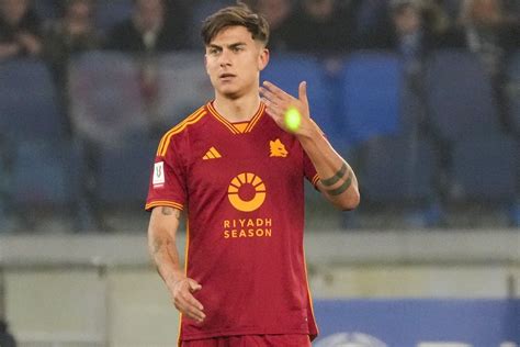 Ρόμα Σκάνδαλο με διαρροή Sex Tape που οδήγησε σε απόλυση υπαλλήλων Omegalive