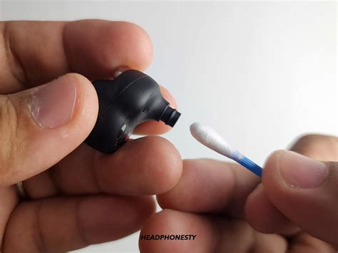 How To Clean Earbuds Like A Pro Headphonesty How To Clean Earbuds Like A Pro Headphonesty