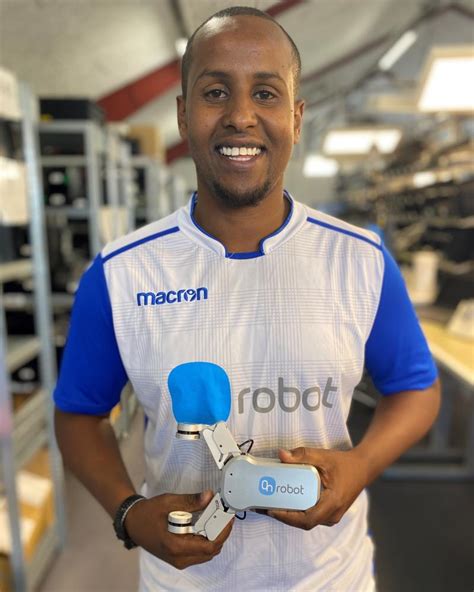 Onrobot On Linkedin Thefacesofonrobot Collaborativeapplications Robotics Automation