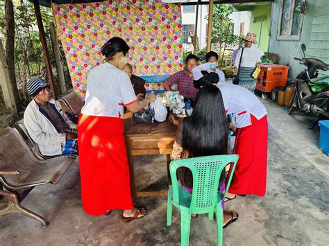 ရေတာရှည်မြို့နယ်၌ အငြိမ်းစားဝန်ထမ်းများအား ပင်စင်လစာထုတ်ပေးခြင်းနှင့် အခမဲ့ကျန်းမာရေးစောင့်ရှောက