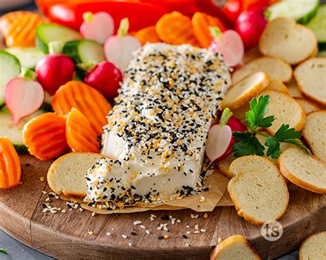 Everything Bagel Cream Cheese Spread
