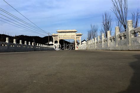 怀柔凤凰山陵园之道路 北京公墓网