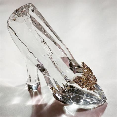 Cinderellas Glass Slipper At The 2015 Flower Shower Robertsons Flowers