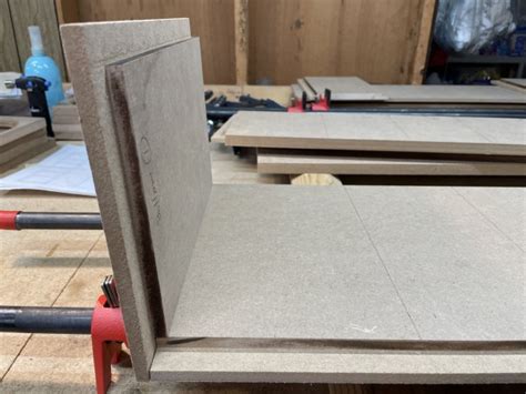 Using Pipe Clamps To Allow Top And Bottoms To Tilt