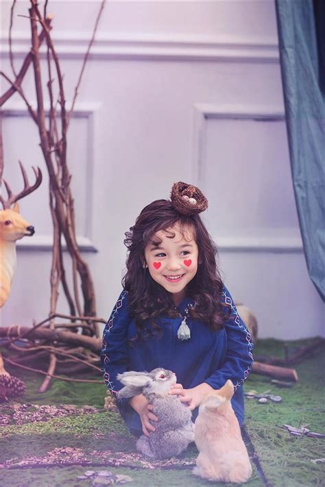 古典可爱儿童写真艺术照553556领贤网