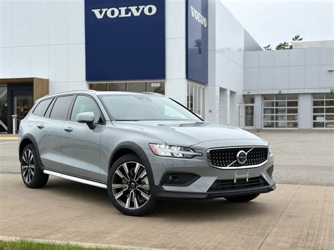 New 2026 Volvo V60 Cross Country B5 Ultra For Salelease Hyannis Ma
