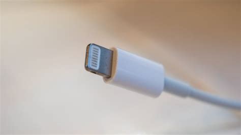 Dont Ditch Your Old Iphone Charger Do This Instead Flipboard