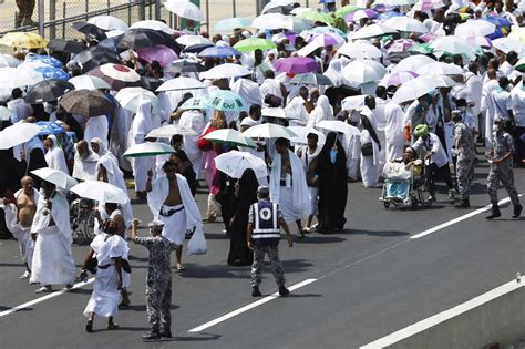 Hundreds Dead In Saudi Arabia Hajj Stampede