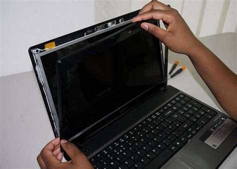 Screens And Lcd Panels Laptop Screen Repairreplacement Service Price