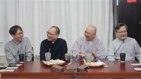 김진 목사 성진 스님 하성용 신부 박세웅 성직자의 역대급 티키타카특집 아톰티비 뉴스 스포츠중계 아톰티비