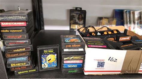 Vintage Atari Games Plus Modern Xbox Wii And Playstation Games
