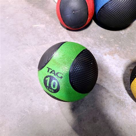 Medicine Balls By Tag Multiple Available 6lb8lb10lb12lb15lb