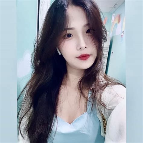 𝓔𝓵𝓵𝓪 Ella0316 On Threads