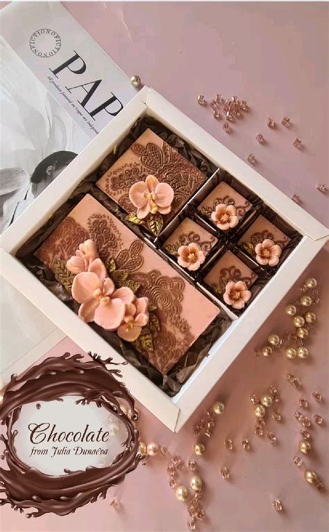 Шоколадные наборы на 8 марта