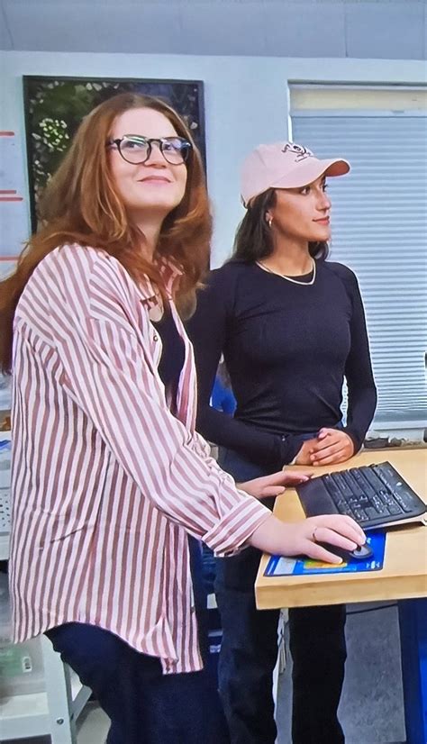 Women Of The Curse Of Oak Island Fan Club Facebook