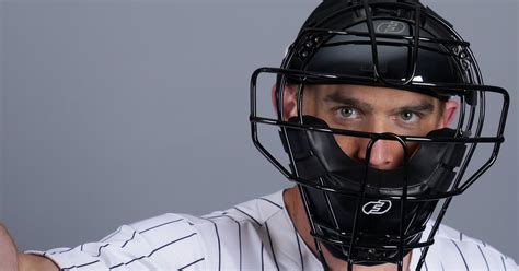 White Sox Catcher Max Stassi Returns To Club After Caring For Son Born Premature Cbs Chicago
