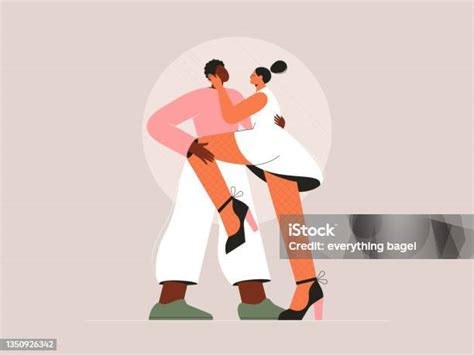 댄스 커플 파트너 안무 탱고 룸바 또는 살사 움직임을 만드는 젊은 아름다운 남자와 여자 두 명의 볼룸 댄서가 함께 탱고 춤에