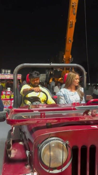 Nirbhay Pratap Singh And Queen Shalini Reels Chulha Alge Jari Youtube