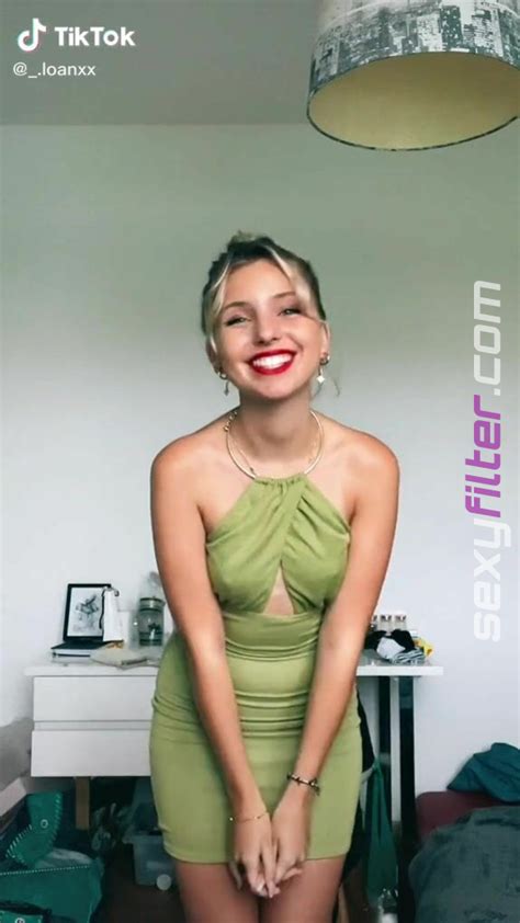Sexy Loanxx Shows Nipples Braless