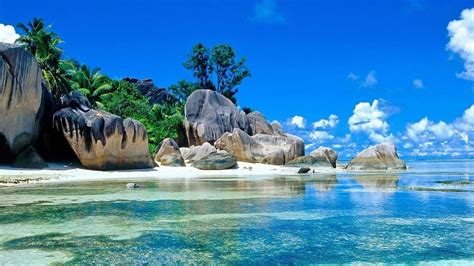 Praia De águas Cristalinas