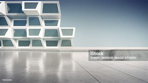 현대 건물의 추상 건축 디자인입니다 빈 주차장 바닥과 푸른 하늘을 볼 수 있는 콘크리트 벽 0명에 대한 스톡 사진 및 기타 이미지 Istock