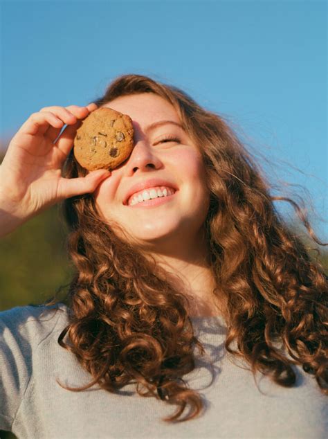 3 Hot Sexy Sadie Radinsky Bikini Pics