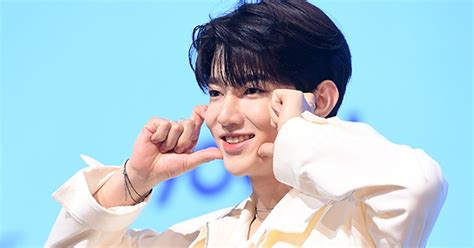 ‘데뷔 제베원 장하오 “k팝 역사 새롭게 써 내려가고 싶다”