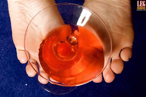 Super Hot Milf Krista Kaslo Shows Off Her Sexy Feet And A Gorgeous