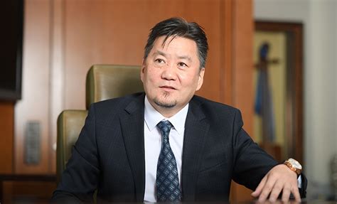 Монголбанкны Ерөнхийлөгч Б Лхагвасүрэнг шалгаж эхэлжээ E Mn