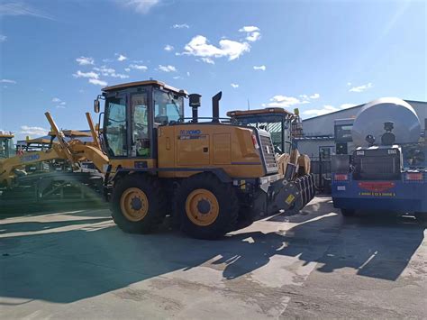 G2 L2 Industrial Tyre 1400 24 Tubeless Tyres Grader Loader Tyre