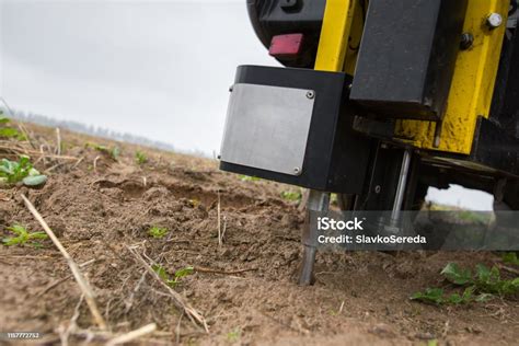 토양 샘플링 토양 프로브 샘플러로 샘플을 채취하는 토양 시료에 대한 자동 프로브 환경 보호 유기 토양 인증 연구 연구에 대한