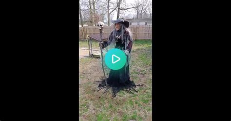 Been Doing Some Upgrades On Our Animated Witch For The 2023 Halloween Display Album On Imgur