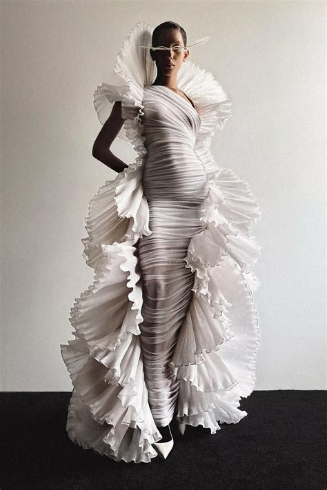 Robert Wun Runway Fashion Conceptual Fashion Fashion Design