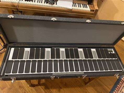 Kat Percussion Malletkat 85 Pro 3 Octave Keyboard Percussion Reverb