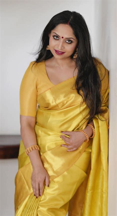 Anusha Nair 💛🤤 R Malluhorny