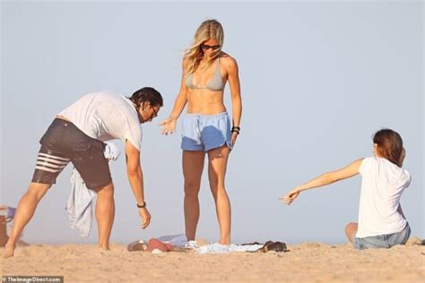 Gwyneth Paltrow Sexy Bikini With Brad Falchuk And Chris Martin Fappeningtime