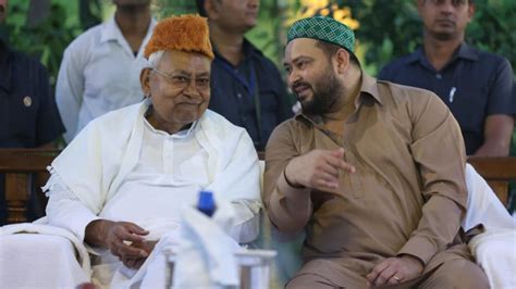 Nitish Kumar Attends Iftar Hosted By Rabri Devi Deputy Cm Tejashwi Yadav India Today