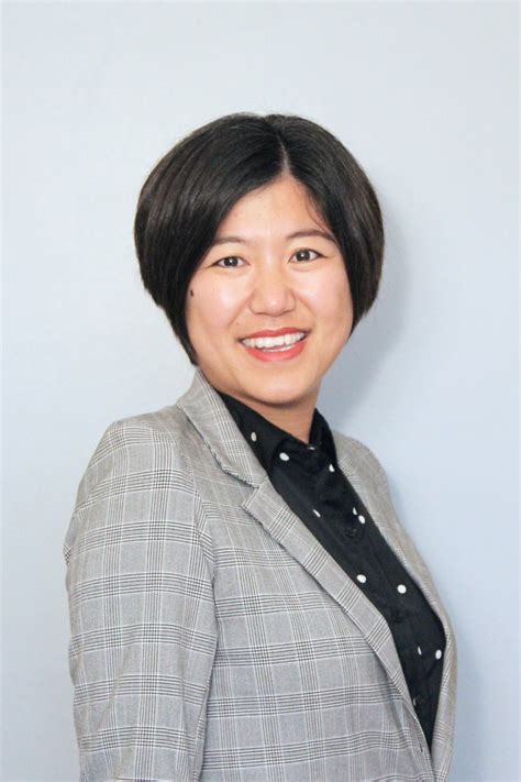 Jie Zhaos Portfolio Page Knilt