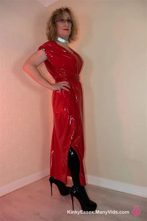 British Milf In Long Latex Rubber Dress From Latexandlovers 20 Nude