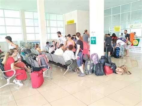 Dvb တိုက်ပွဲဖြစ်ဒေသမှ နိုင်ငံခြားသားခရီးသွားဧည့်သည် ၅၇ ဦးကို လေယာဉ်ဖြင့် ပြန်ပို့