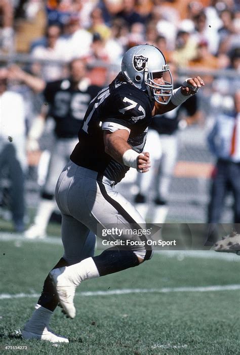 Lyle Alzado Of The Los Angeles Raiders In Action Against The Denver