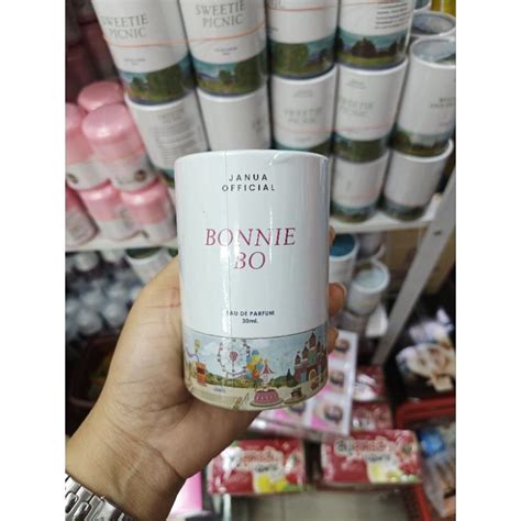 น้ำหอม Janua แจนยัวร์ ขนาด 30 Ml หอมติดทนนานมีทั้งหมด4กลิ่น Shopee Thailand