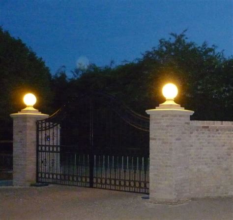 Globe Lights On Pillars At Janice Kiefer Blog
